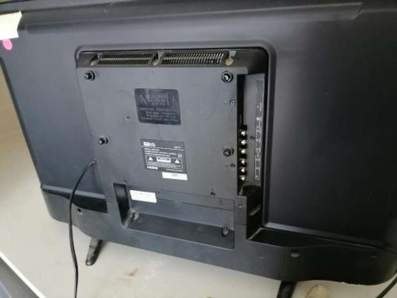 Other Small Appliances - ***MULLER & HAUPT 32 INCH HD Ready LED FLAT SCREEN TV MHS-32B**WORKING ...